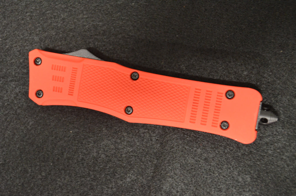 Diamondback OTF Dagger – Stick It Knives